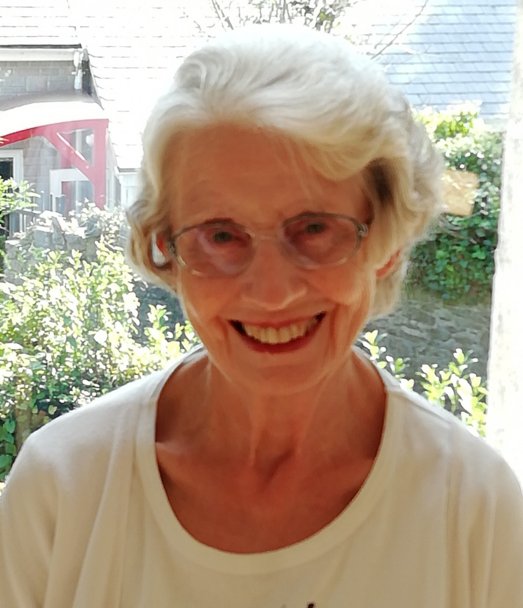 Suzy Wright's Instagram, Twitter & Facebook on IDCrawl